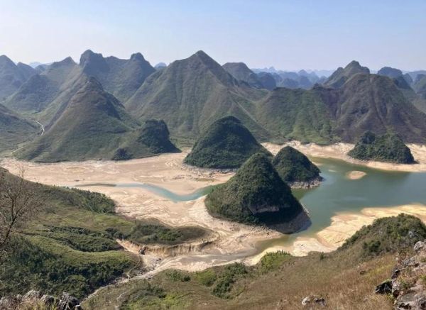 广西喀斯特地貌_广西为什么山多-第1张图片-山城妙识