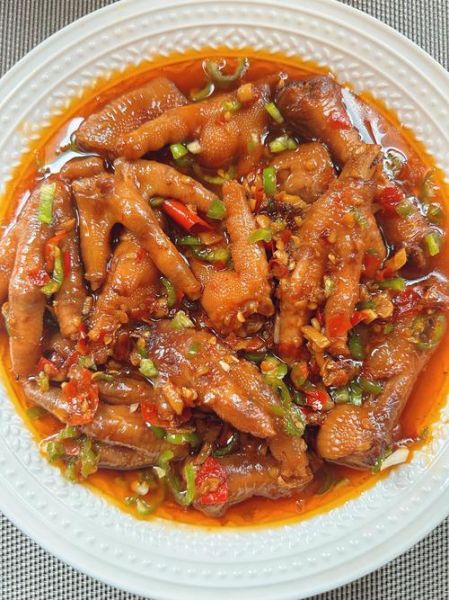 炒鸡爪怎么做才软糯入味_炒鸡爪的家常做法步骤-第2张图片-山城妙识