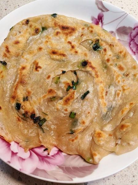 香葱饼怎么做_香葱饼的家常做法-第1张图片-山城妙识