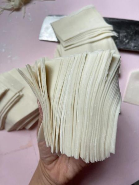 手工馄饨皮怎么做_为什么馄饨皮总是破-第2张图片-山城妙识
