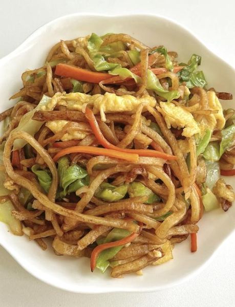 肉炒饼丝怎么炒好吃_家常肉炒饼丝做法-第1张图片-山城妙识
