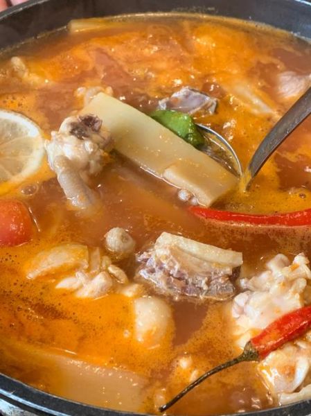 酸汤鸡怎么做_酸汤鸡最正宗的做法-第2张图片-山城妙识