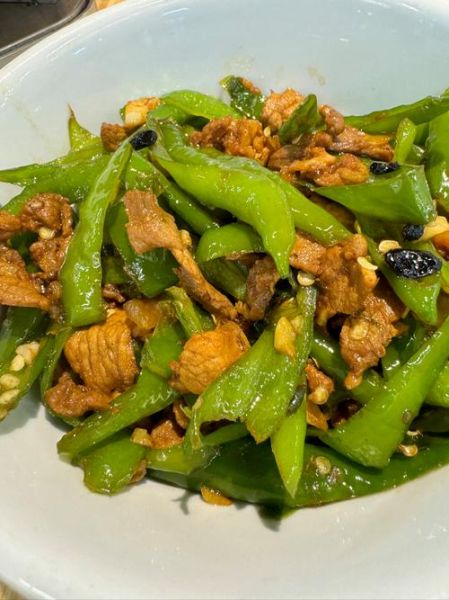 豌豆怎么炒好吃_豌豆的家常做法-第1张图片-山城妙识