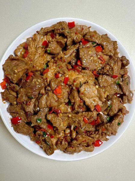 剁椒牛肉怎么做才嫩_剁椒牛肉用哪个部位最好-第1张图片-山城妙识