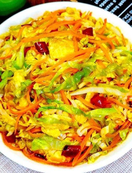 圆白菜炒鸡蛋怎么做_圆白菜炒鸡蛋的家常做法-第2张图片-山城妙识