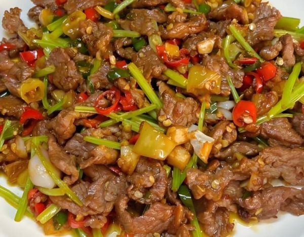 泡椒牛肉怎么做_泡椒牛肉用什么牛肉最好-第2张图片-山城妙识 泡椒牛肉怎么做_泡椒牛肉用什么牛肉最好-第2张图片-山城妙识