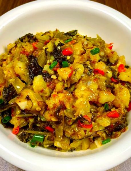土豆炒咸菜怎么做_咸菜炒土豆需要焯水吗-第1张图片-山城妙识