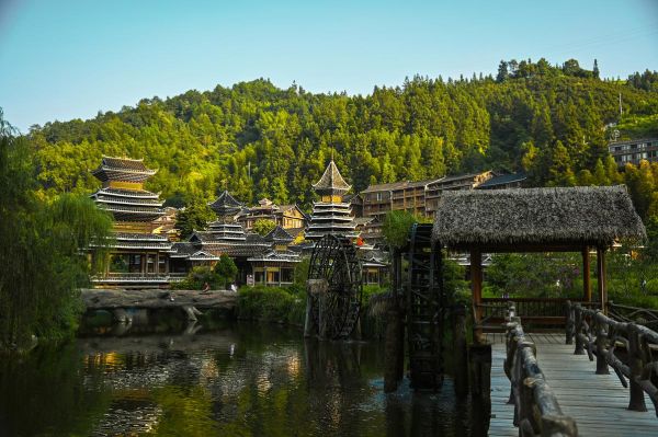 少数民族旅游景点推荐_哪里最好玩-第2张图片-山城妙识