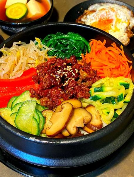 韩式石锅拌饭怎么做_石锅拌饭酱汁怎么调-第1张图片-山城妙识