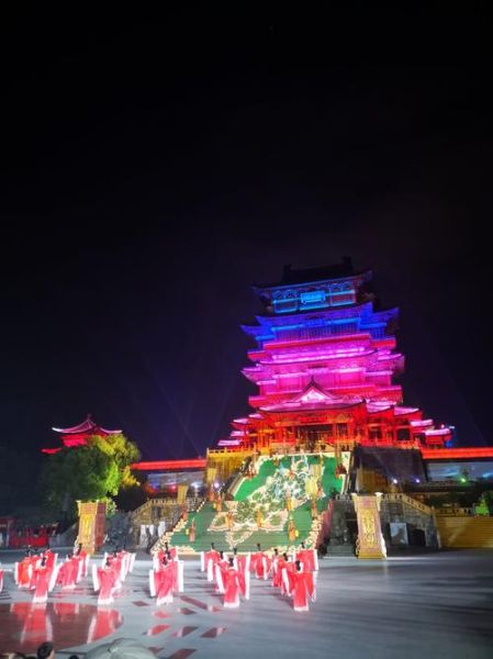 南昌滕王阁门票多少钱_滕王阁夜游值得去吗-第2张图片-山城妙识