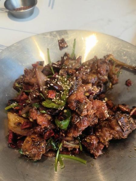 辣炒鸡架怎么炒才入味_家常做法步骤详解-第2张图片-山城妙识 辣炒鸡架怎么炒才入味_家常做法步骤详解-第2张图片-山城妙识