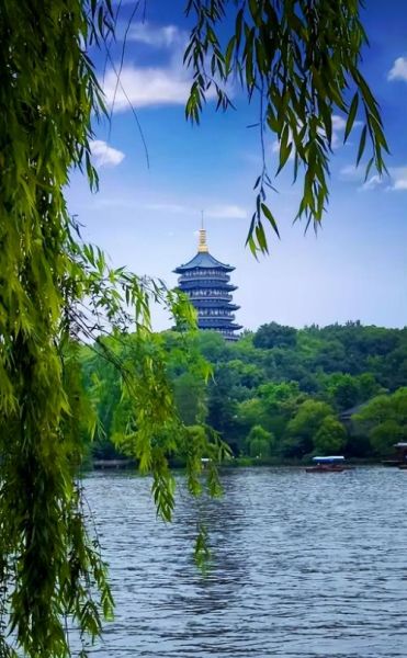 哪有好玩的旅游景点_国内最值得去的十大目的地-第1张图片-山城妙识