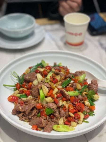 小炒黄牛肉怎么做才嫩_正宗湘菜小炒黄牛肉做法-第3张图片-山城妙识