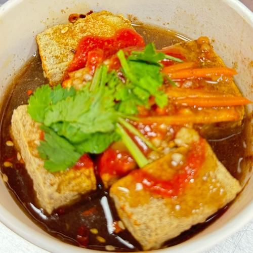 臭豆腐家常做法_臭豆腐怎么炸才外酥里嫩-第1张图片-山城妙识