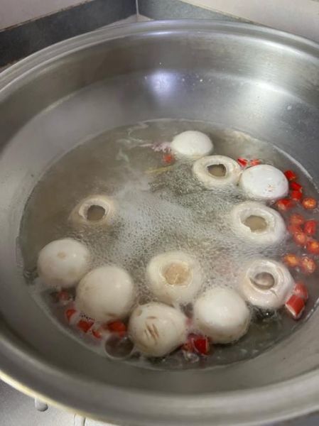 大蒜糊怎么做_大蒜糊保存多久-第3张图片-山城妙识