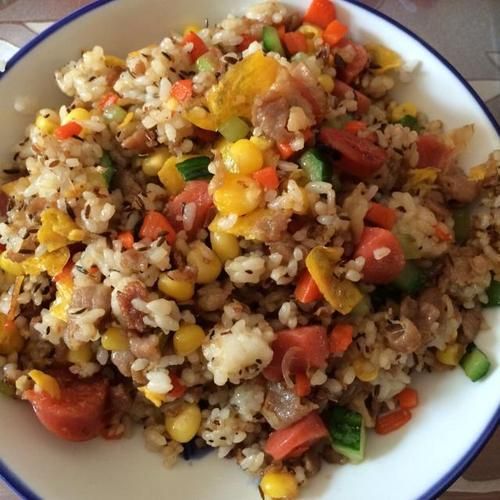 羊肉炒饭怎么做_羊肉炒饭家常做法-第1张图片-山城妙识