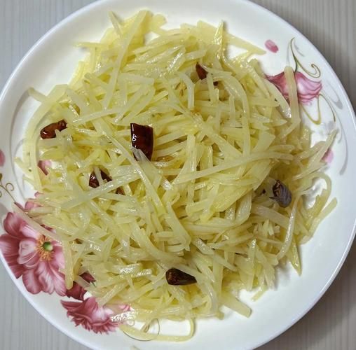 土豆丝怎么炒才脆_家常土豆丝做法大全-第1张图片-山城妙识