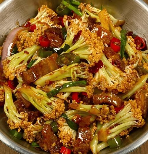 花菜炒肉怎么炒好吃_花菜炒肉的家常做法-第3张图片-山城妙识 花菜炒肉怎么炒好吃_花菜炒肉的家常做法-第3张图片-山城妙识