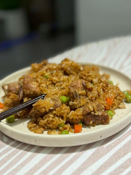 电饭锅排骨饭怎么做_排骨饭要焯水吗-第3张图片-山城妙识 电饭锅排骨饭怎么做_排骨饭要焯水吗-第3张图片-山城妙识