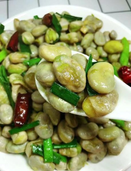 胡豆怎么炒才入味_胡豆需要焯水吗-第1张图片-山城妙识 胡豆怎么炒才入味_胡豆需要焯水吗-第1张图片-山城妙识
