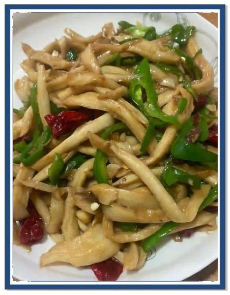 鸡腿菇炒肉怎么炒好吃_鸡腿菇炒肉用焯水吗-第1张图片-山城妙识