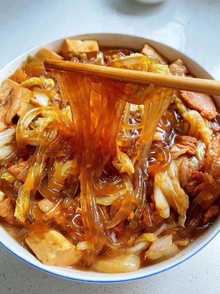 白菜炖粉条怎么做_家常做法步骤详解-第2张图片-山城妙识