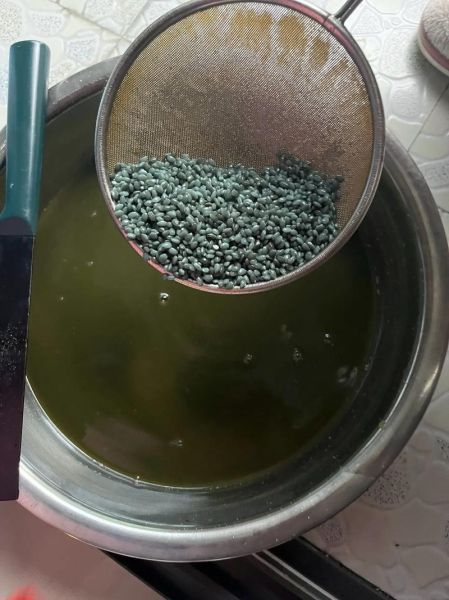 乌米饭怎么做_乌米饭的功效与作用-第1张图片-山城妙识 乌米饭怎么做_乌米饭的功效与作用-第1张图片-山城妙识