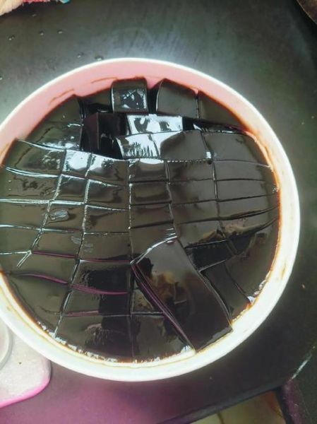 黑凉粉怎么做_黑凉粉凝固失败怎么办-第3张图片-山城妙识 黑凉粉怎么做_黑凉粉凝固失败怎么办-第3张图片-山城妙识