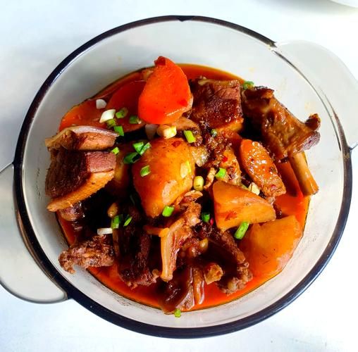 鸭子炖土豆怎么做好吃_鸭子炖土豆的家常做法-第1张图片-山城妙识 鸭子炖土豆怎么做好吃_鸭子炖土豆的家常做法-第1张图片-山城妙识