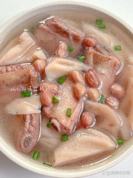 藕排骨汤怎么做_藕排骨汤的家常做法-第3张图片-山城妙识 藕排骨汤怎么做_藕排骨汤的家常做法-第3张图片-山城妙识