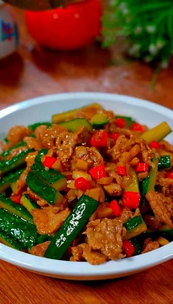 黄瓜炒肉片怎么做_黄瓜炒肉片的家常做法-第2张图片-山城妙识 黄瓜炒肉片怎么做_黄瓜炒肉片的家常做法-第2张图片-山城妙识