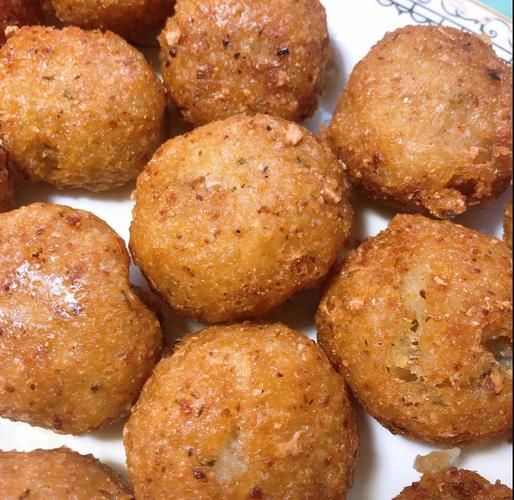 炸糯米圆子怎么做_炸糯米圆子用什么油-第1张图片-山城妙识