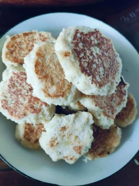 土豆泥饼怎么做_最简单的家常做法-第1张图片-山城妙识