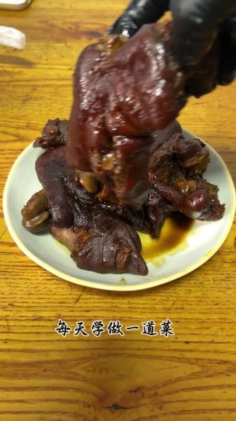 酱猪蹄怎么做好吃又简单_懒人版零失败做法-第1张图片-山城妙识