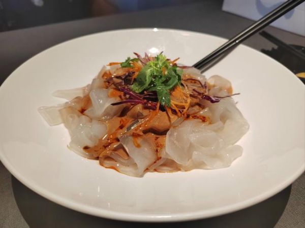酱焖鲢鱼头怎么做_酱焖鲢鱼头家常做法-第1张图片-山城妙识