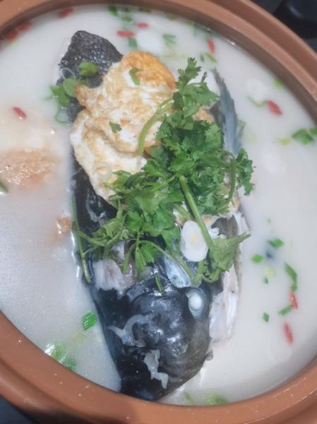 酱焖鲢鱼头怎么做_酱焖鲢鱼头家常做法-第2张图片-山城妙识