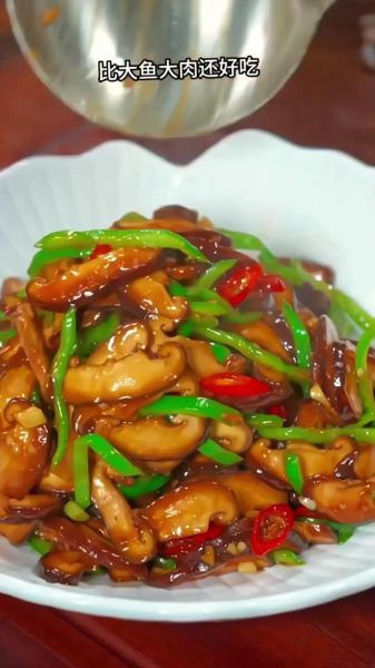 香菇炒什么好吃家常菜_香菇炒肉还是炒青菜-第1张图片-山城妙识