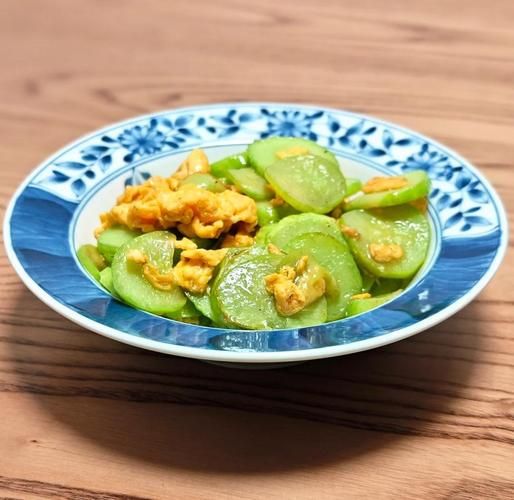 黄瓜炒鸡蛋怎么炒好吃_黄瓜炒鸡蛋的家常做法-第2张图片-山城妙识 黄瓜炒鸡蛋怎么炒好吃_黄瓜炒鸡蛋的家常做法-第2张图片-山城妙识