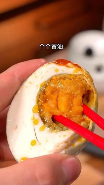 酒腌鸡蛋的做法窍门_如何让蛋黄流油-第2张图片-山城妙识 酒腌鸡蛋的做法窍门_如何让蛋黄流油-第2张图片-山城妙识