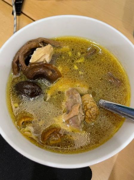 鸡汤怎么煲好喝_鸡汤煲汤食谱大全-第1张图片-山城妙识