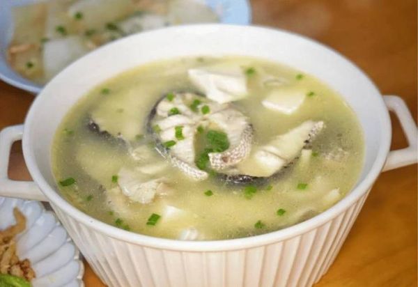 黑鱼豆腐汤下奶吗_哺乳期喝黑鱼豆腐汤能催奶吗-第3张图片-山城妙识