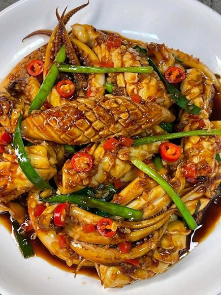 鱿鱼怎么做又嫩又好吃_焯水还是直接炒-第2张图片-山城妙识