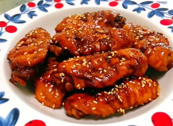 红烧鸡翅怎么做才入味_红烧鸡翅焯水还是不焯水-第2张图片-山城妙识