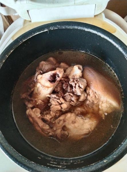 蹄膀汤怎么做好吃_蹄膀汤的家常做法-第1张图片-山城妙识 蹄膀汤怎么做好吃_蹄膀汤的家常做法-第1张图片-山城妙识