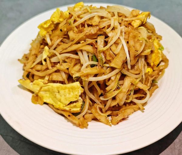 炒饼的饼怎么做又软又好吃_为什么炒饼饼皮总是发硬-第2张图片-山城妙识 炒饼的饼怎么做又软又好吃_为什么炒饼饼皮总是发硬-第2张图片-山城妙识