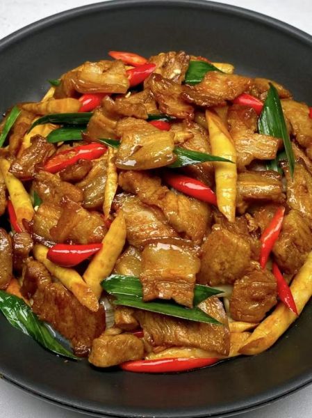 肉炒竹笋怎么做_竹笋炒肉要不要焯水-第2张图片-山城妙识