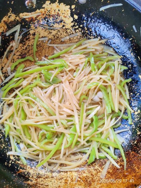 土豆丝怎么切_土豆丝切完怎么不黑-第2张图片-山城妙识 土豆丝怎么切_土豆丝切完怎么不黑-第2张图片-山城妙识