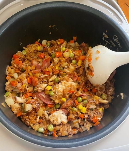 电饭煲菜饭怎么做好吃_菜饭用什么米最好-第1张图片-山城妙识