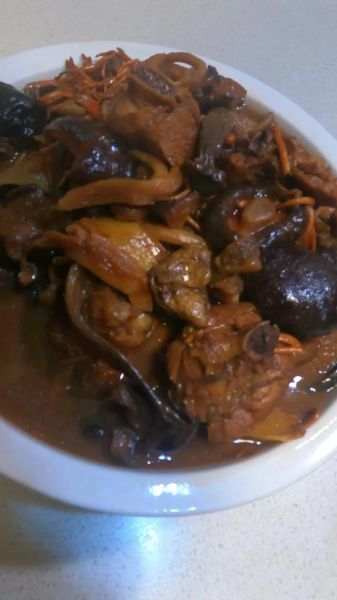 鸡腿蘑菇怎么做好吃_鸡腿蘑菇的家常做法-第1张图片-山城妙识 鸡腿蘑菇怎么做好吃_鸡腿蘑菇的家常做法-第1张图片-山城妙识