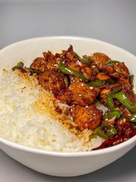 鸡腿拌饭怎么做_鸡腿拌饭家常做法-第1张图片-山城妙识 鸡腿拌饭怎么做_鸡腿拌饭家常做法-第1张图片-山城妙识